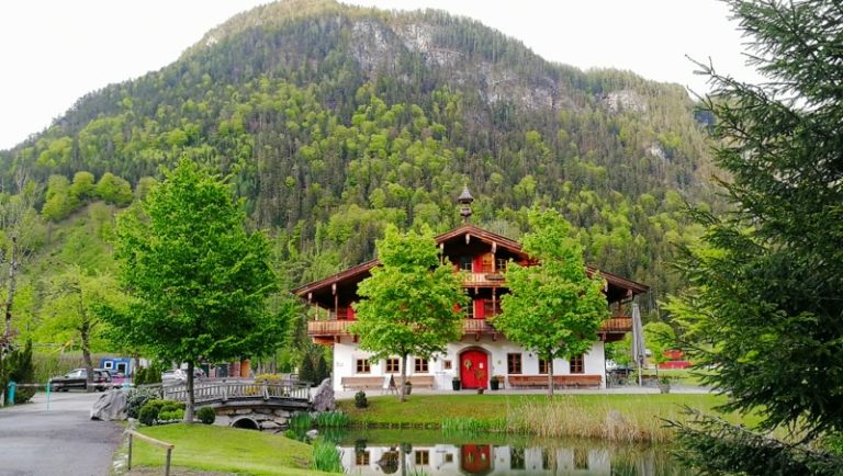 1. Gates of Summer in Lofer Österreich - Dr. Camp